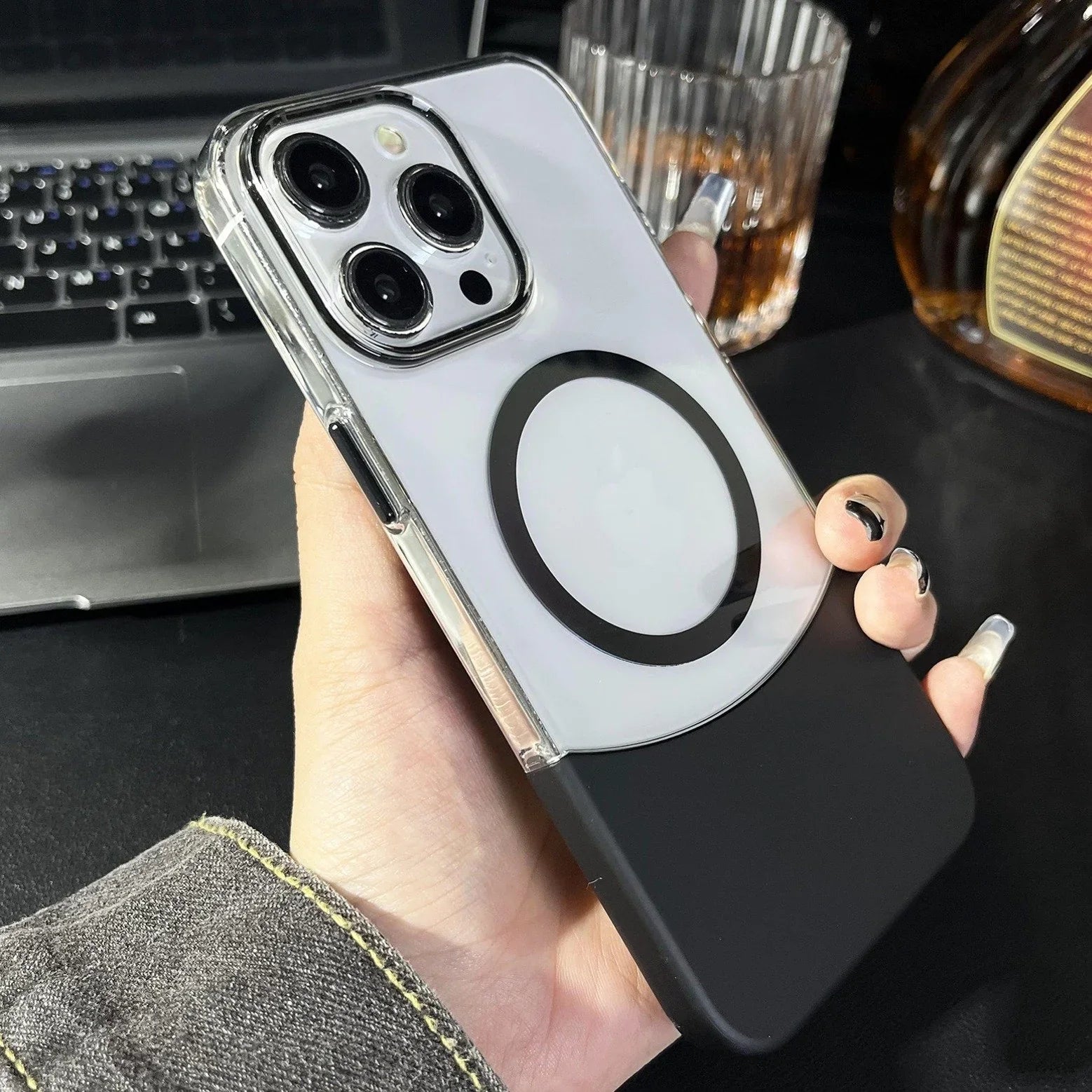 Dual Tone Detachable MagSafe Case – PERFECTCASE.IN